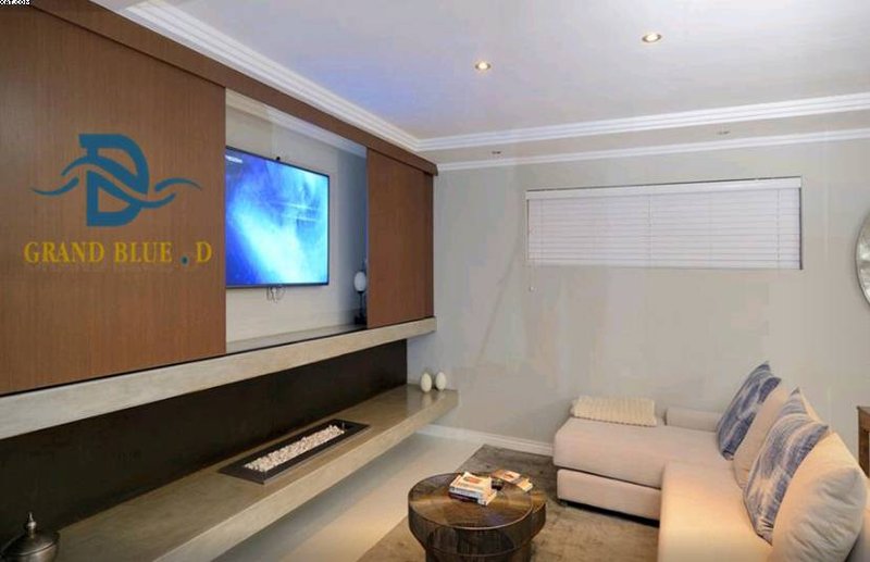 Grand Blue D , Cape Town