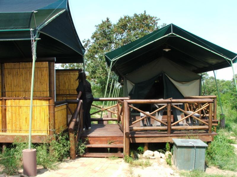 Mpila Camp - Hluhluwe-Imfolozi Game Park, Hluhluwe