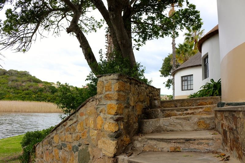 Fairy Knowe Hotel, Wilderness