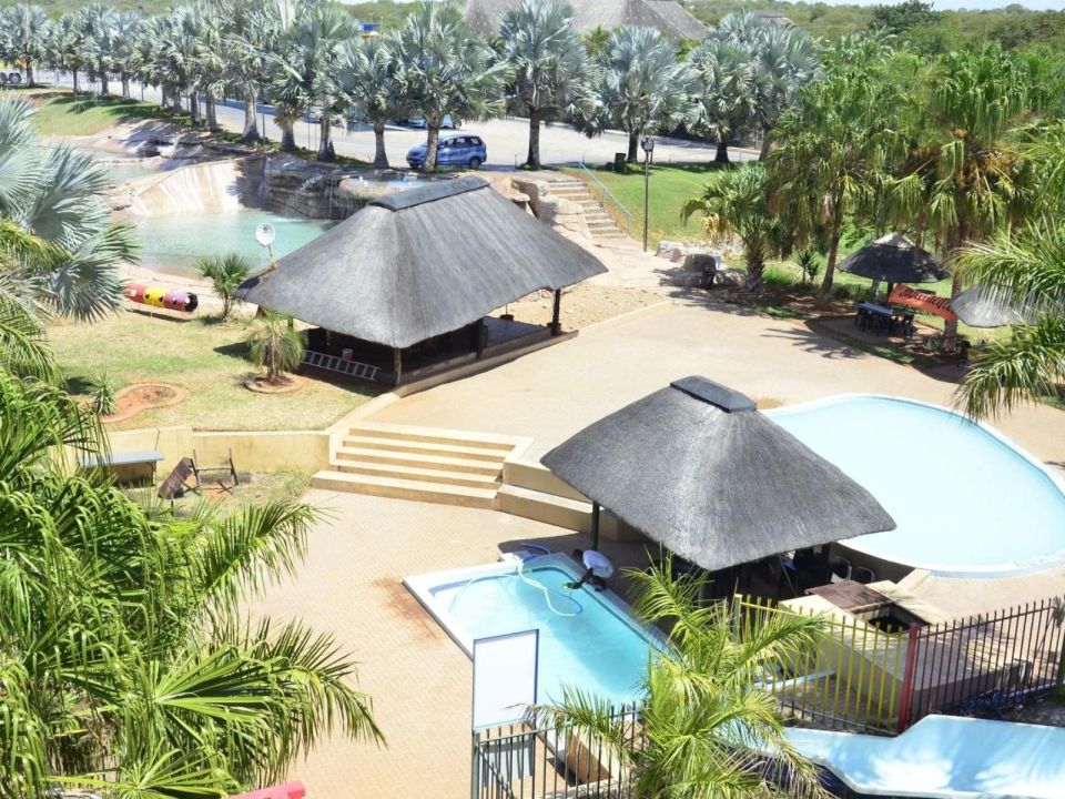 Sandriver Resort - Bed & Breakfast and Guesthouse - Musina