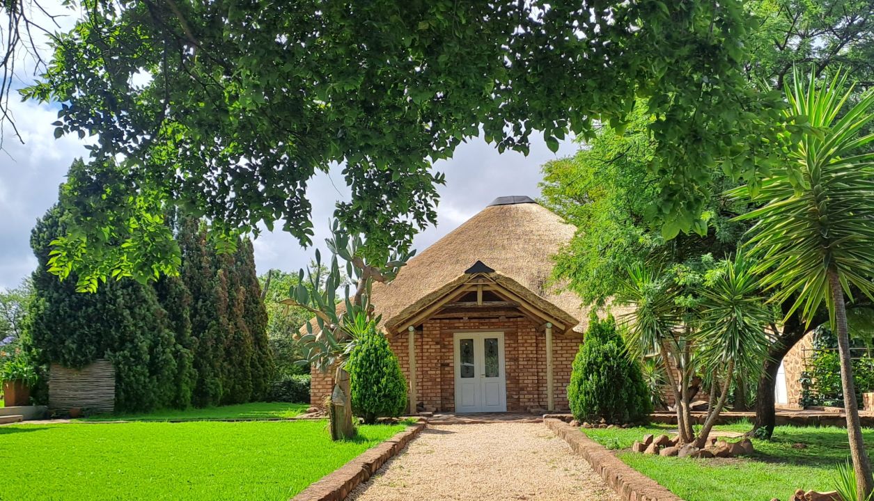 Buck Hill Bush Lodge - Magaliesburg