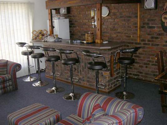 Accommodation near Johan Heyns Hospital