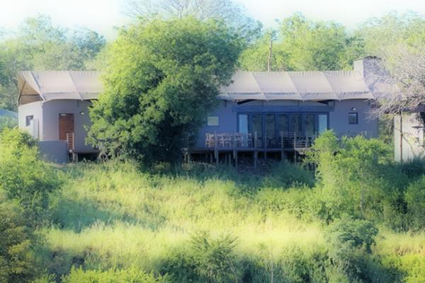 Mpila Camp - Hluhluwe-Imfolozi Game Park | Self-Catering and Game Lodge ...